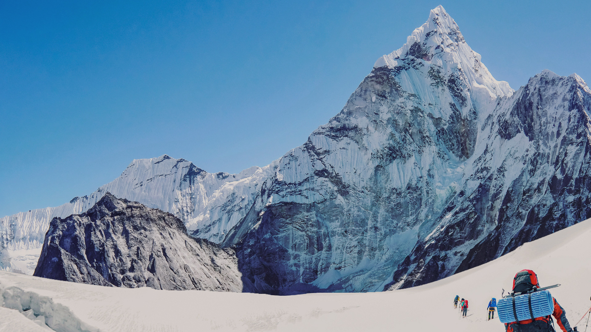 Tri Everest | Wealth Management